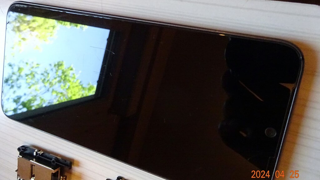 FP4 replacement screen flickered then went unresponsive - Fairphone 4 ...